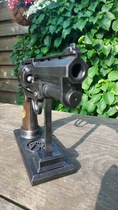 Hellboy – Good Samaritan Revolver Prop Replica - Free 3D Print Model ...