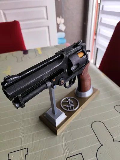 Hellboy – Good Samaritan Revolver Prop Replica - Free 3D Print Model ...
