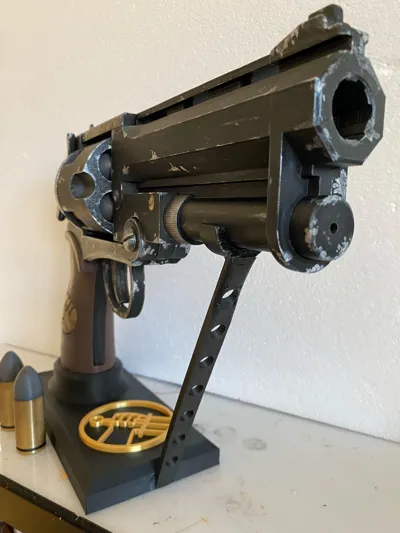 Hellboy – Good Samaritan Revolver Prop Replica - Free 3D Print Model ...