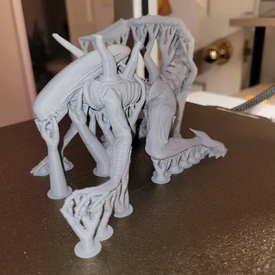 Xenomorph Pose 3 - Crawling - Alien by Dungeons And Starships ...