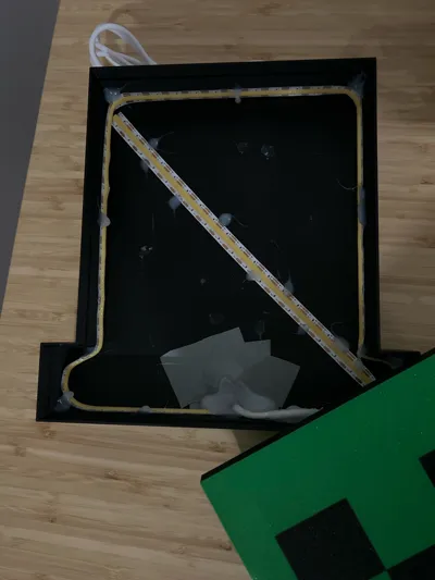 Minecraft Creeper Lightbox - Free 3D Print Model - MakerWorld