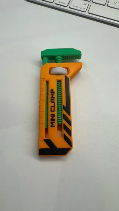 Mini Clamp Keychain - Free 3D Print Model - MakerWorld