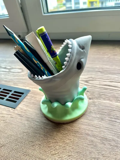 Shark Pen Holder by TomczukCustoms MakerWorld: Download Free 3D Models