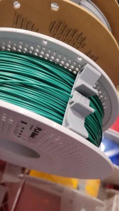 Spool-Lock Easy Filament Clip by Graveworks MakerWorld: Download Free ...
