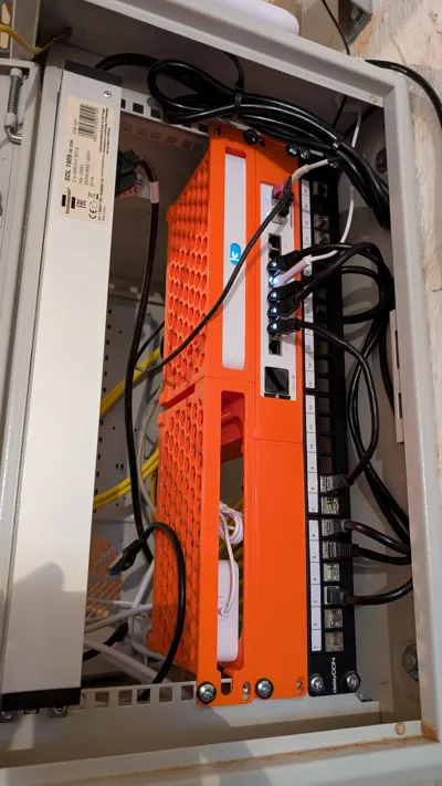 Unifi UCG-Fiber 19-inch Rack Mount by Mauker MakerWorld: Download Free ...