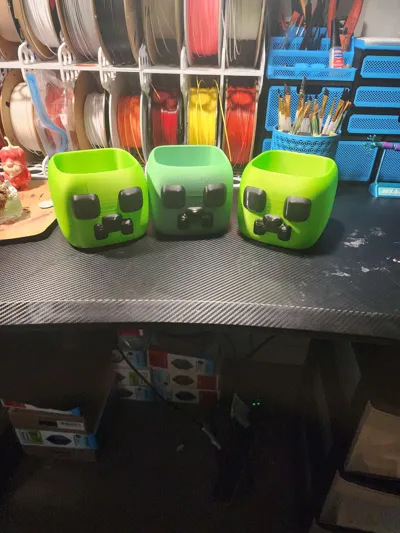 Minecraft Creeper Bucket (AMS and Non AMS Version) by Creat3DWorks ...