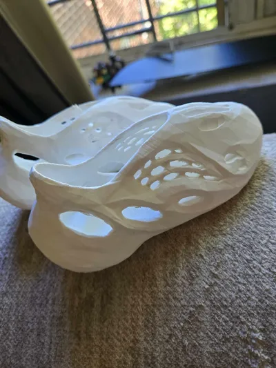 Yeezy TPU Slides – Blend of Comfort & Style! - Free 3D Print Model ...