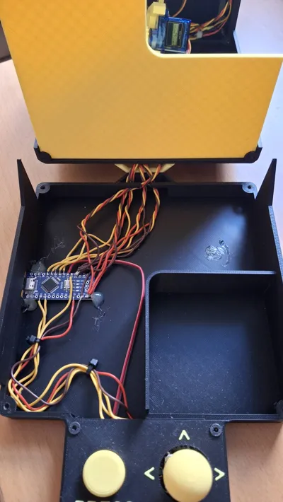 Servo Claw Machine by LucaDilo MakerWorld: Download Free 3D Models