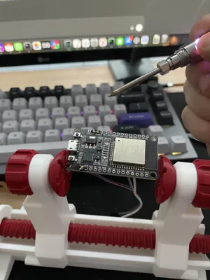 Quick PCB Fixture by Ms MakerWorld: Download Free 3D Models