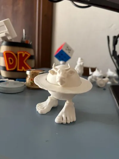 Meme de la vaca Saturno Saturnino, único y multicolor - Modelo de ...