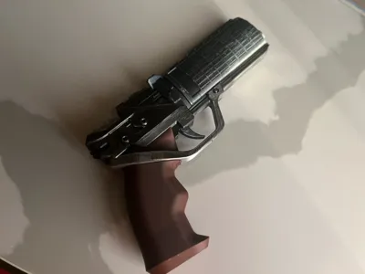 Blade Runner 2049 Officer K's Blaster by 3dwb MakerWorld: Download Free ...