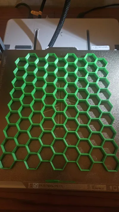 HSW wall. Honeycomb wall - Free 3D Print Model - MakerWorld