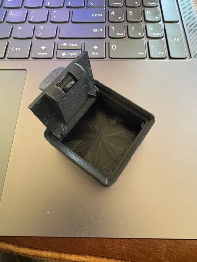 Gridfinity 1x1 Bins with Latching Lids v1.0 - Free 3D Print Model ...