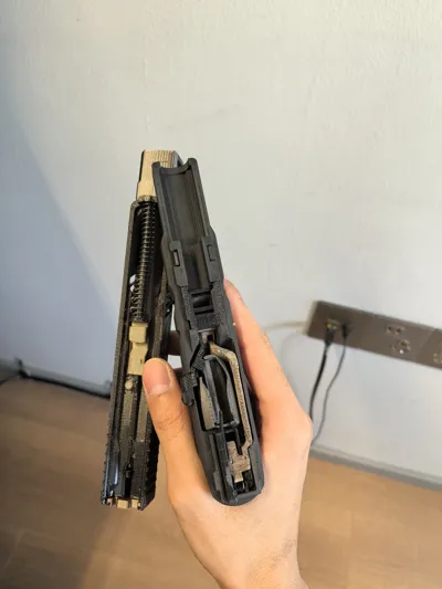 GLOCK G19 Competition Model: Fully Functional, Articulated Glock 19 ...