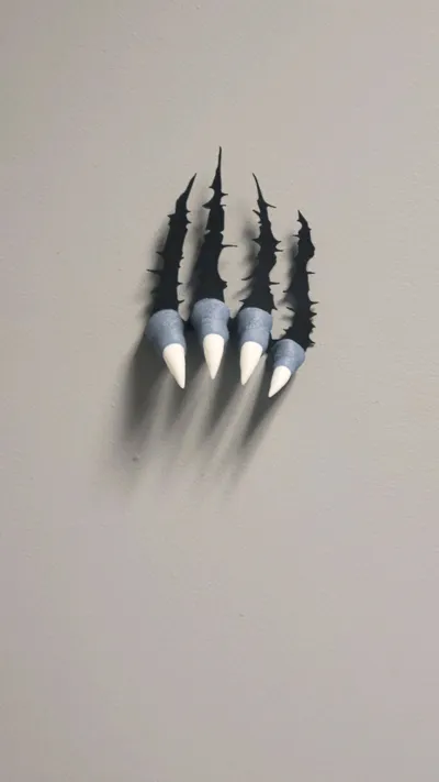Godzilla Claws - Wall Mount by Stag 3DMakerWorld: Download Free 3D Models