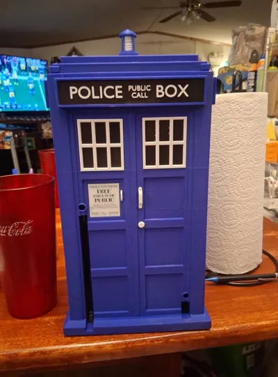 TARDIS Xbox Series X Cover - Free 3D Print Model - MakerWorld