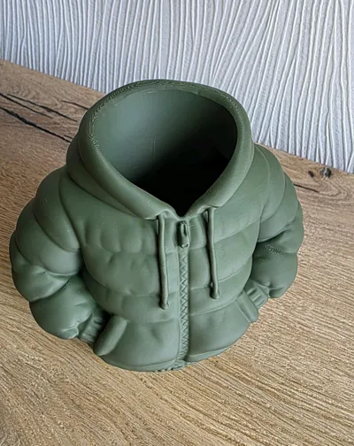 Porta lápices con forma de chaqueta acolchada por A_ilterish MakerWorld: Descarga Modelos 3D ...