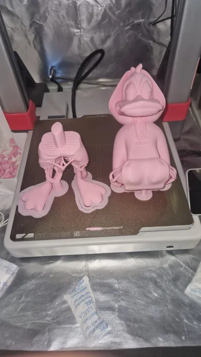 Urban Vibes Daffy Duck – Blacked Out Edition V2 by Ryan @ TheMajinLab MakerWorld: Download Free ...