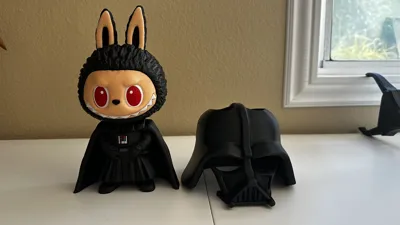 Darth-momo! Your Grand Leader has arrived! Labubu zimomo Star Wars ...