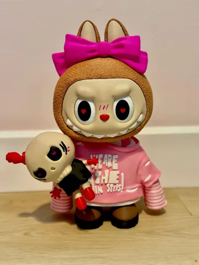 Labubu Valentine's Day Limited Edition - Jumbo Doll - Dual Version 35CM ...