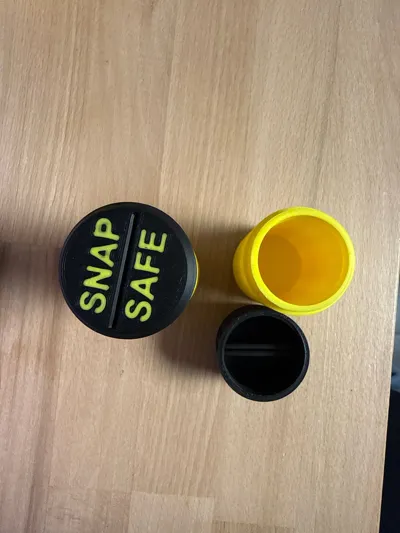 SnapSafe cutter: Safely break off blades - Free 3D Print Model - MakerWorld