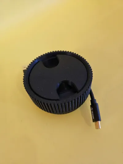 USB Cable Reel v3.0 /Organizer/storage/travel - Free 3D Print Model ...