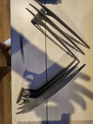 Wolverine Claws - Free 3D Print Model - MakerWorld