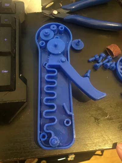 Manual Hand-cranked Handheld Fan - Free 3D Print Model - MakerWorld