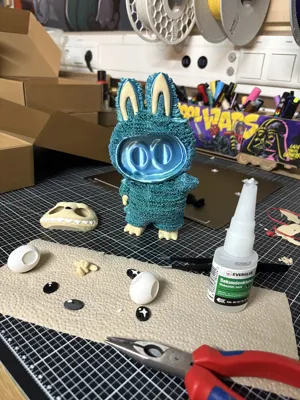 Labubu Leader - Zimomo with Long Fur - Stiff Short Curls - Multipart ...