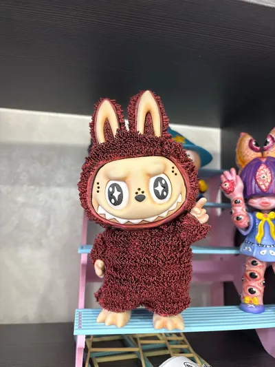 Labubu Leader - Zimomo with Long Fur - Stiff Short Curls - Multipart ...