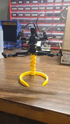 Flexible and posable display arm for Dummy 13 -HSW Remixed by BRE3DLOVE ...