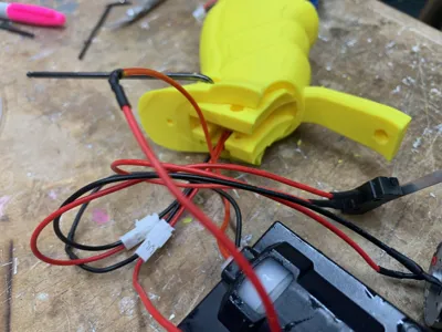 AquaPulse – Sci‑Fi Water Blaster by Structales - Roadrunner4d MakerWorld: Download Free 3D Models