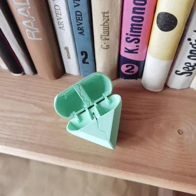 heart box keychain Remixed by Tmacken MakerWorld: Download Free 3D Models