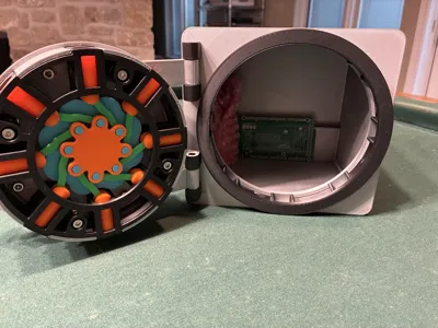 Mini Vault with 6 Lever Detector Lock by Rocco's Stuff MakerWorld ...