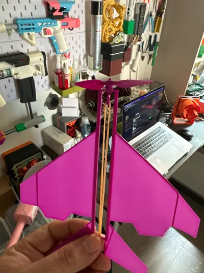 Wind-up aircraft "JetBuzz" - Free 3D Print Model - MakerWorld