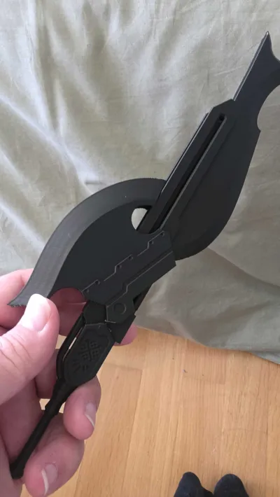 Transformable Switch Axe | MHWilds - Free 3D Print Model - MakerWorld