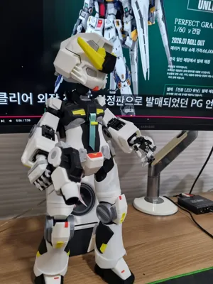 40CM Unicorn Gundam Mecha Girl by AnnIsMax俺叫Max MakerWorld: Download Free 3D Models