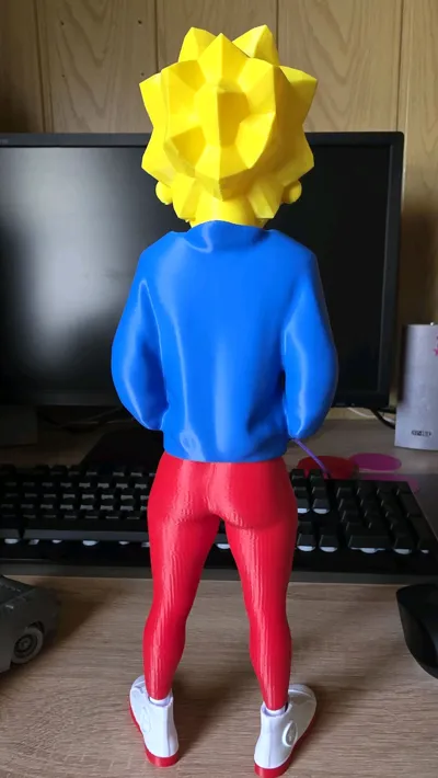 lisa Simpson urban wear multiparts - Free 3D Print Model - MakerWorld