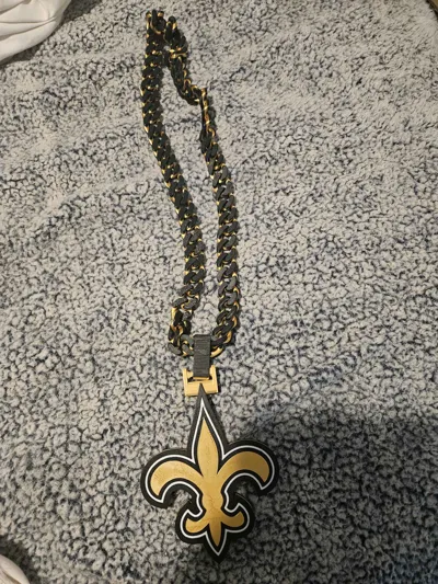 New Orleans Saints Chain by WaldenWP MakerWorld: Download Free 3D Models
