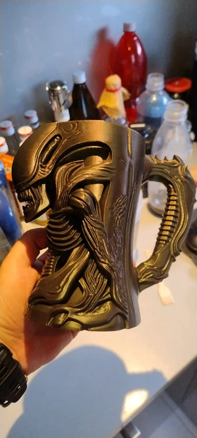 Alien - Xenomorph Can Holder /Beer mug (two types) by RUMcajz ...
