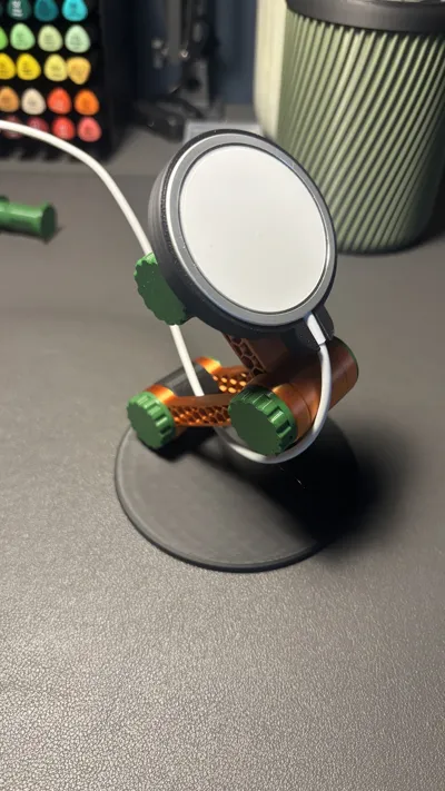 Tilty - Adjustable Phone / Tablet Desktop Stand - Free 3D Print Model - MakerWorld