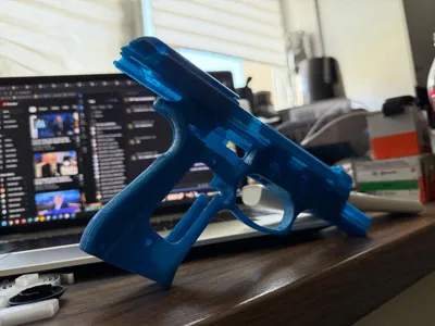 Beretta M9A3 Ejecting Shell Toy by 彩虹 in MakerWorld: Download Free 3D Models