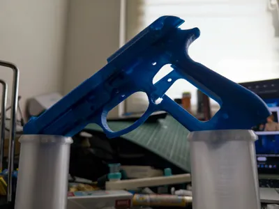 Beretta M9A3 Ejecting Shell Toy by 彩虹 in MakerWorld: Download Free 3D Models