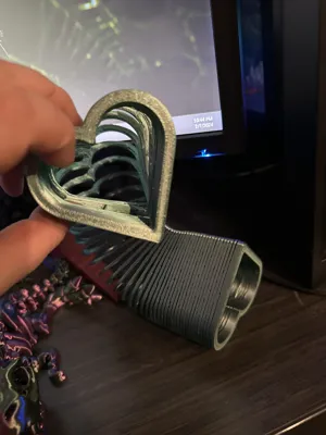 Heart Slinky by rky.91 MakerWorld: Download Free 3D Models