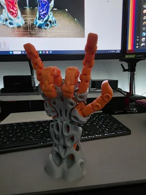 Articulated Hand MkII - Free 3D Print Model - MakerWorld