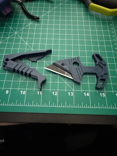 Tactical Push Dagger-Style Utility Knife (MOLLE) by Trent Studio ...