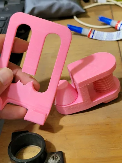 Turnable Phone Stand with desk clamp - Free 3D Print Model - MakerWorld