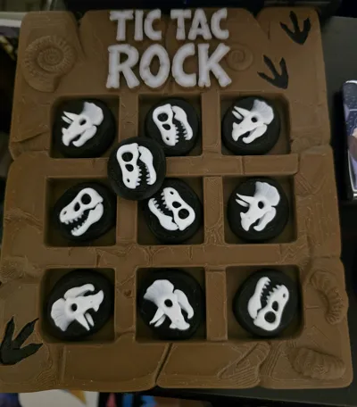 The Prehistoric Tic Tac Toe – Rex vs Tricera by typlatchop MakerWorld ...