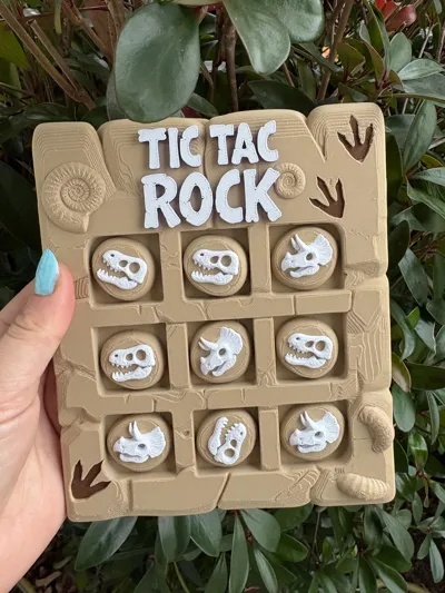 The Prehistoric Tic Tac Toe – Rex vs Tricera - Free 3D Print Model ...