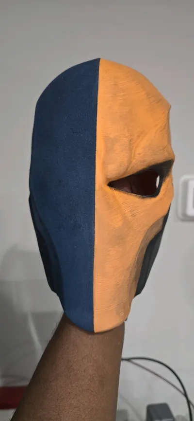 Deathstroke helmet by Bronnen MakerWorld: Download Free 3D Models
